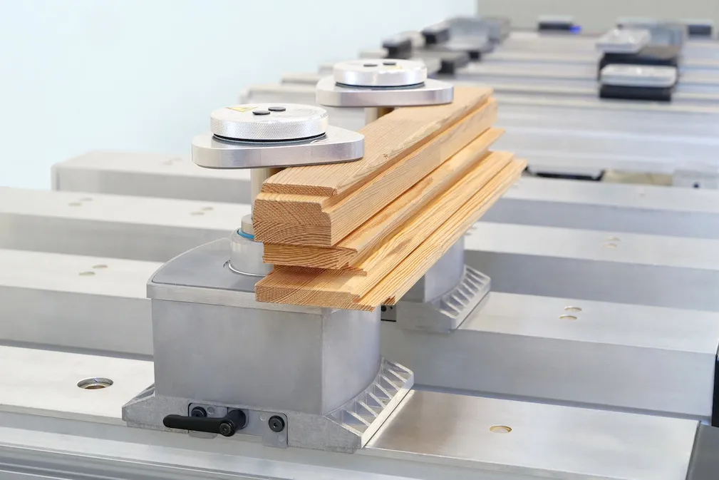 Mechanical clamping system for all CNC machining centers - Salija